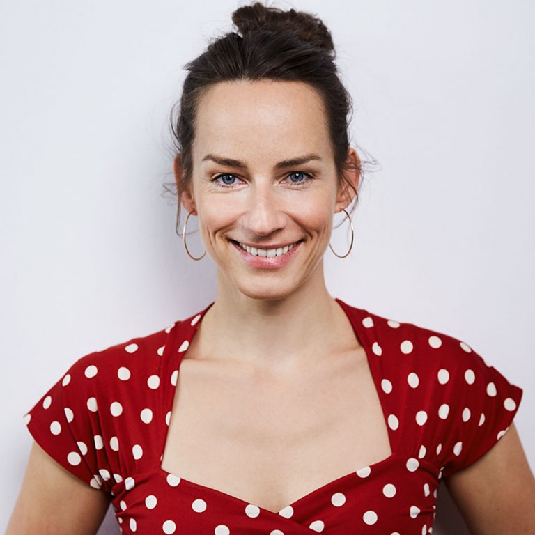 Isabelle Hoyer (she/her) - MORE DIVERSITY